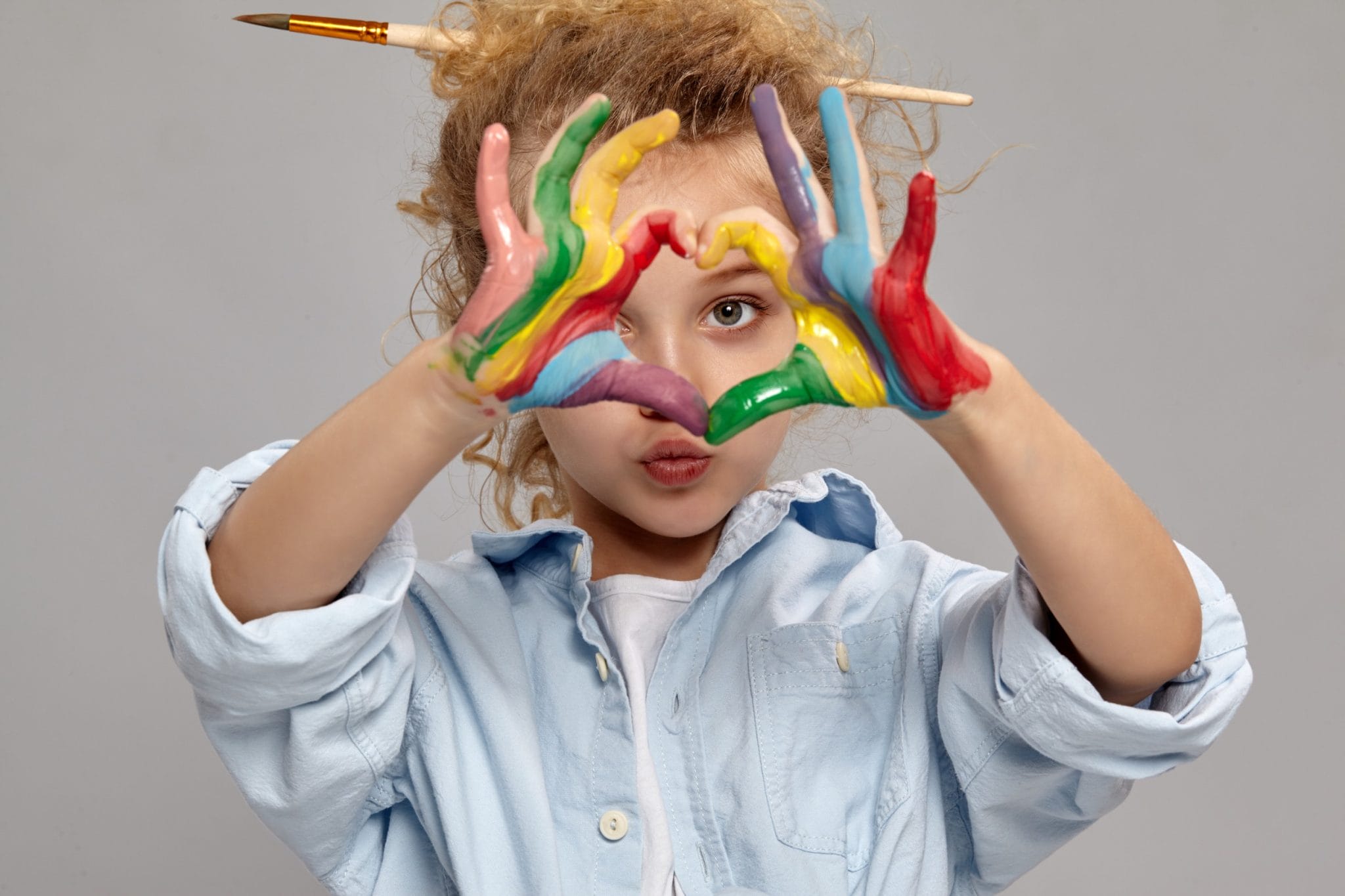 15 Unique Ways to Foster Creativity in Children